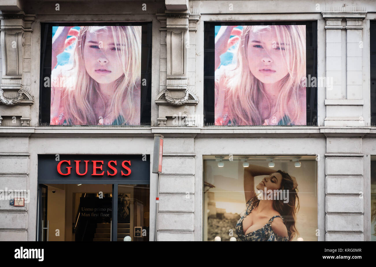 Guess jeans hi-res stock photography and images - Alamy