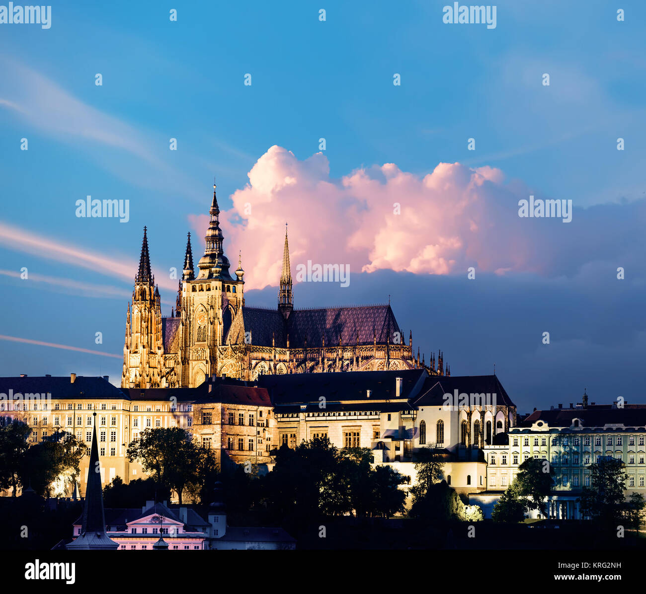 Castle curch hi-res stock photography and images - Alamy