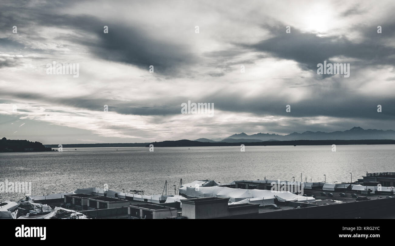 Grey seattle hi-res stock photography and images - Alamy