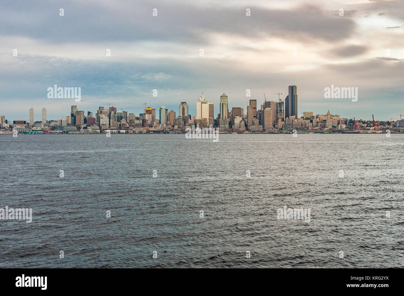 Spectacular view on the Seattle skyline Stock Photo - Alamy