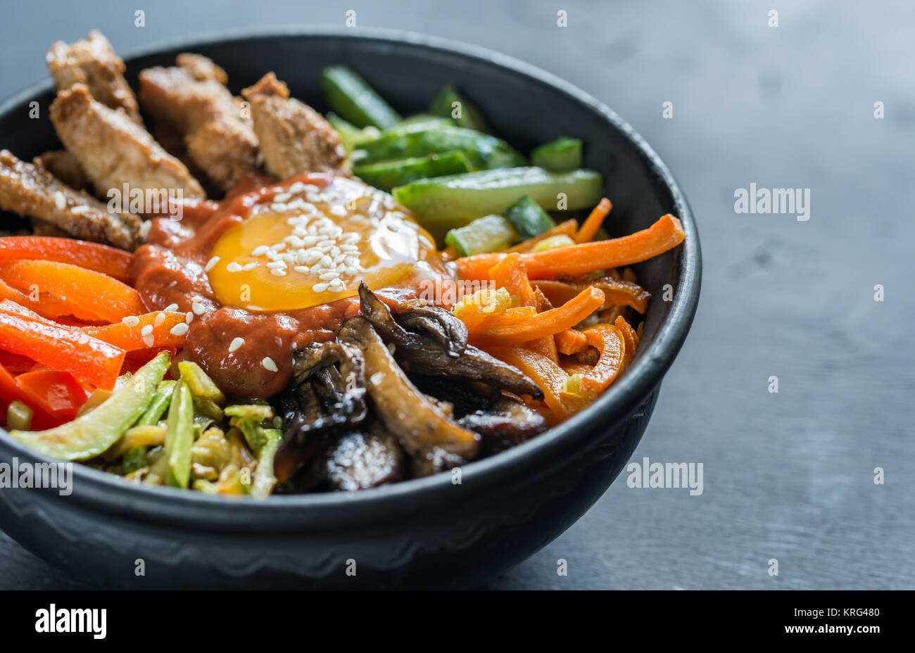 Bowl of bibimbap Stock Photo - Alamy