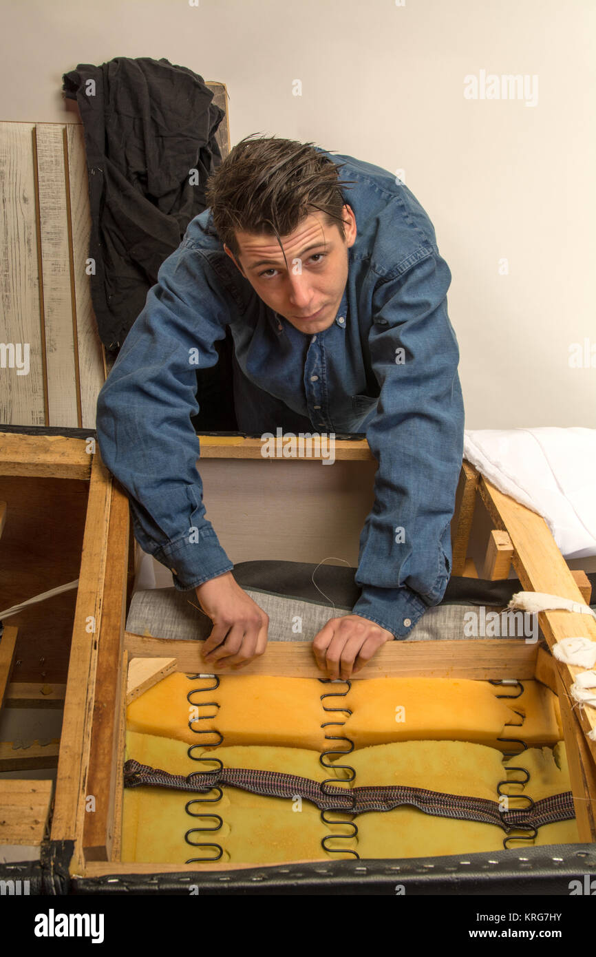 Upholsterer sofa hi-res stock photography and images - Alamy