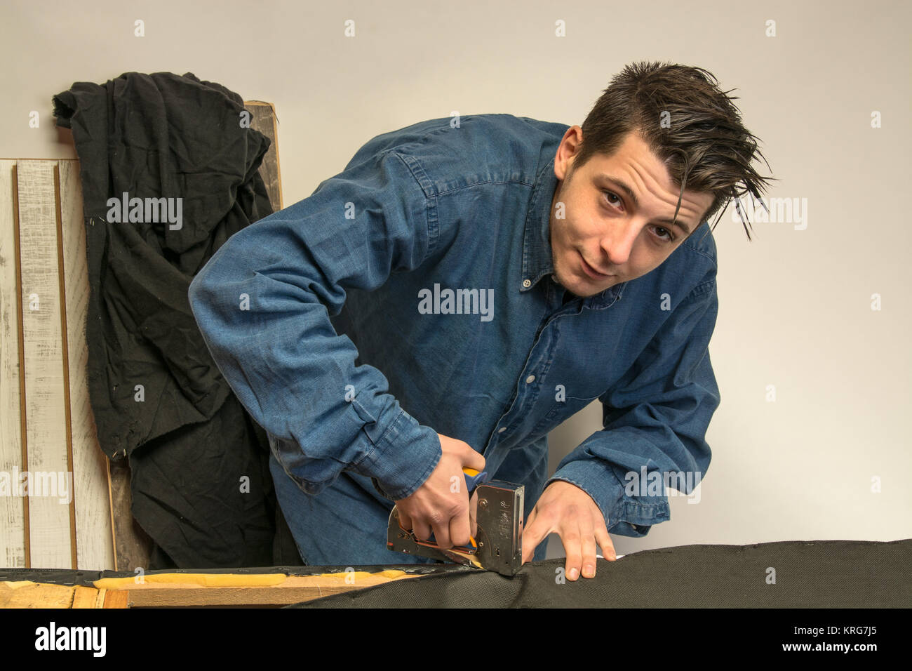 Upholsterer sofa hi-res stock photography and images - Alamy