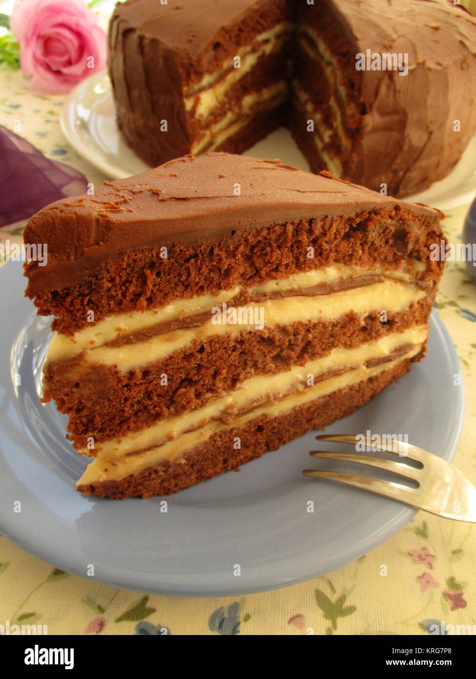 Kinder cake hi-res stock photography and images - Alamy