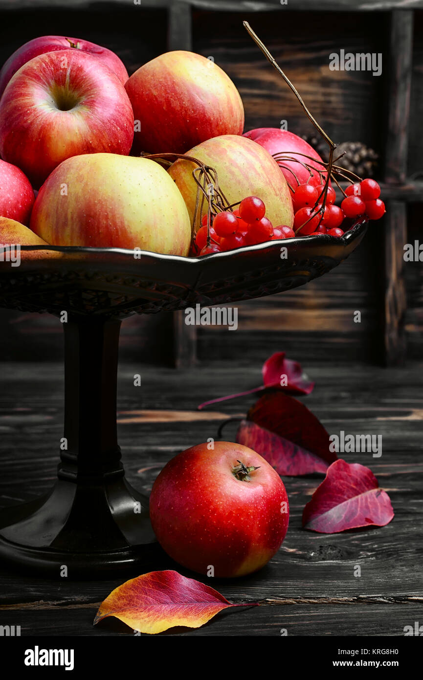 Apples in vase for fruits Stock Photo - Alamy