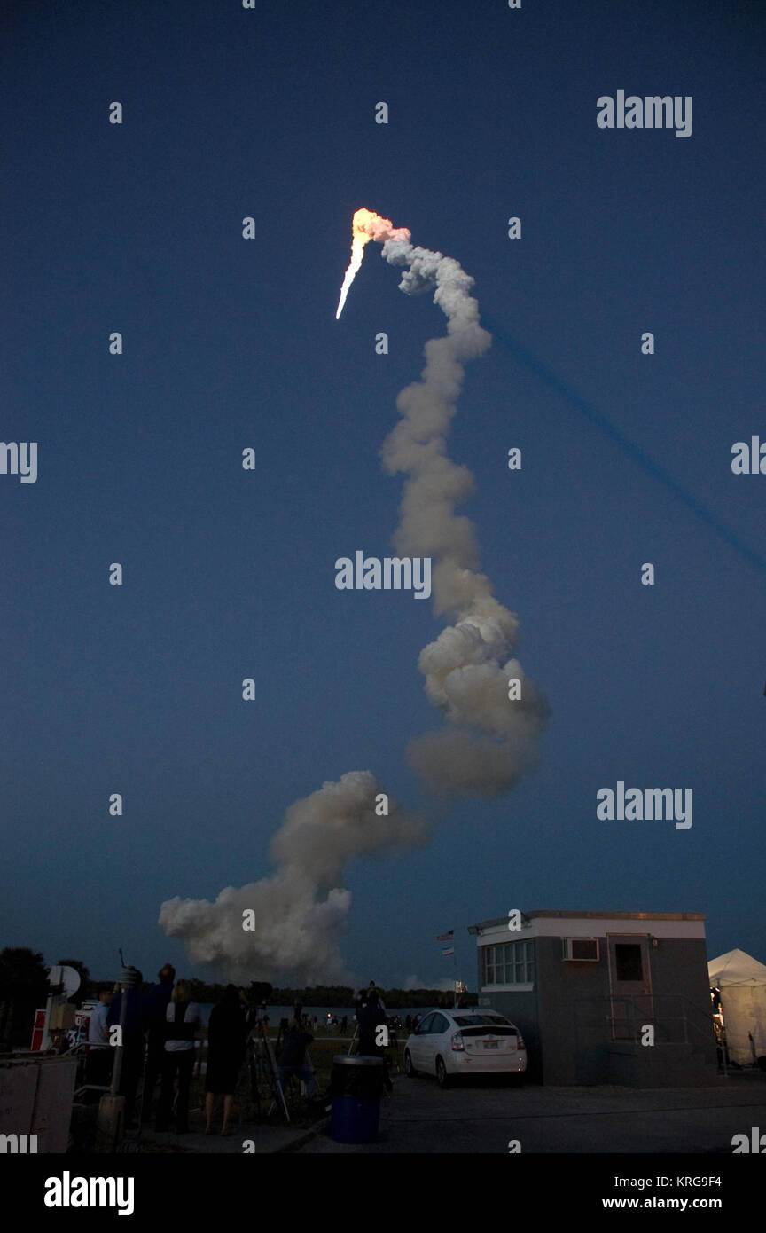 STS-119 launch 4 Stock Photo - Alamy