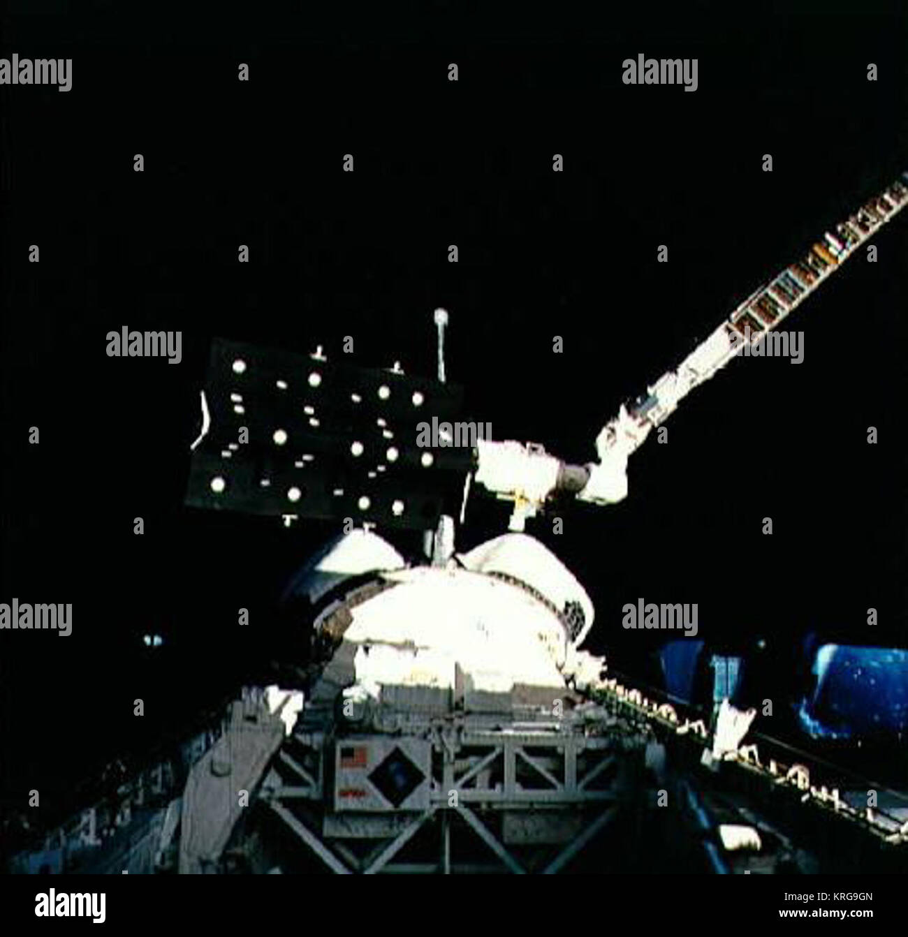 Sts 52 hi-res stock photography and images - Alamy
