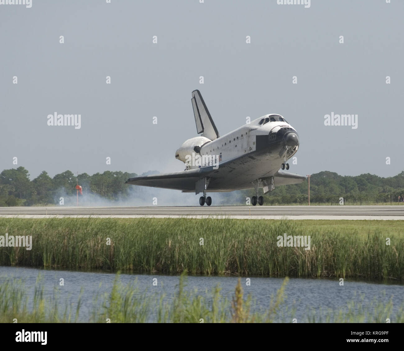 STS-127 Landing 03 Stock Photo - Alamy