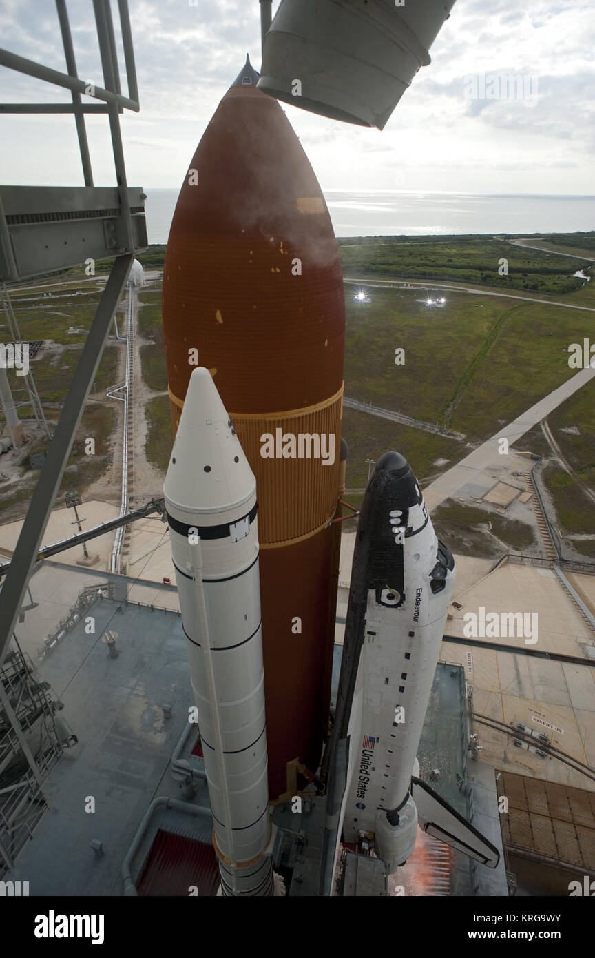 Mission Shuttle Space Std 61 C