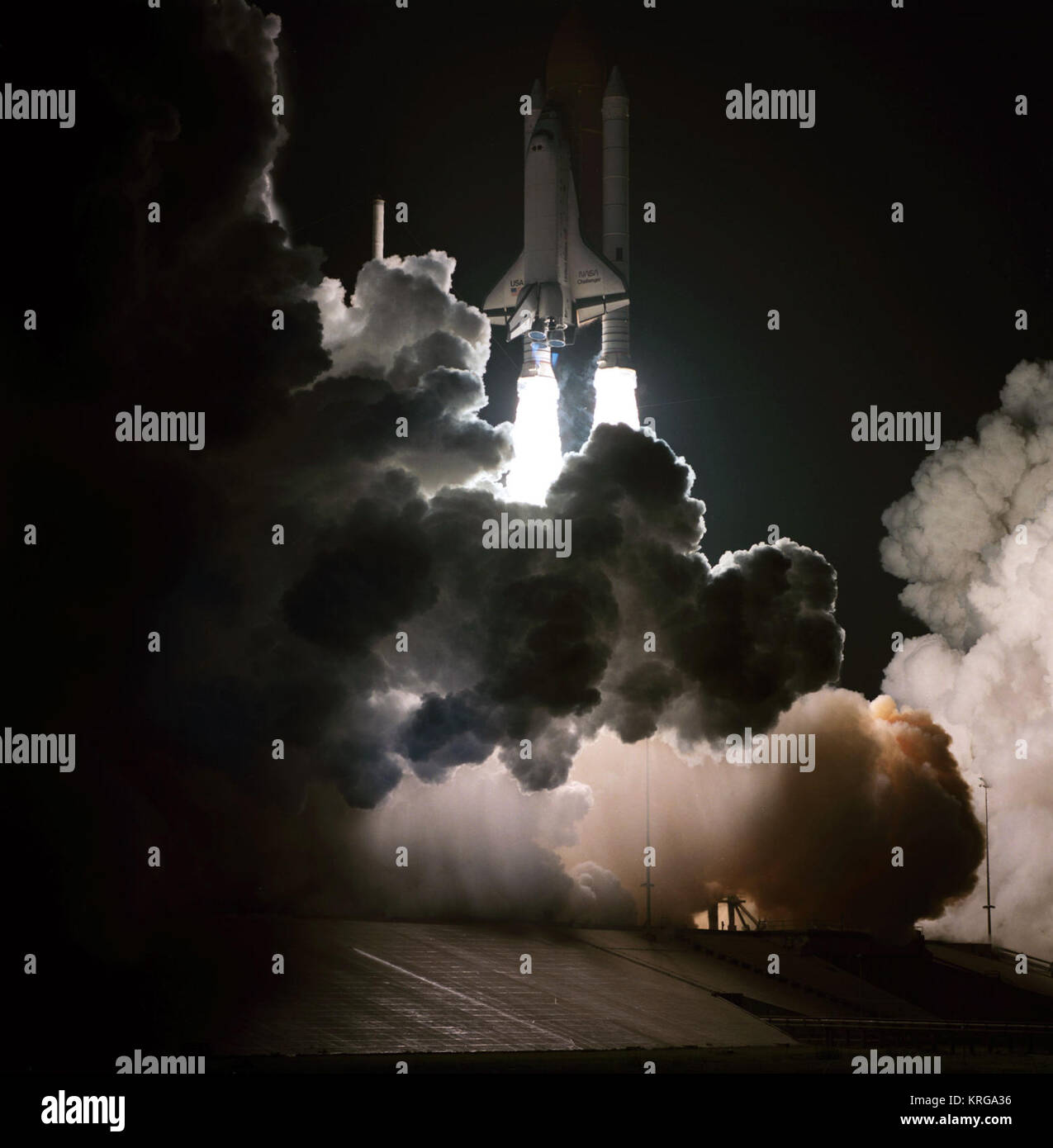 STS 8 Launch Stock Photo - Alamy