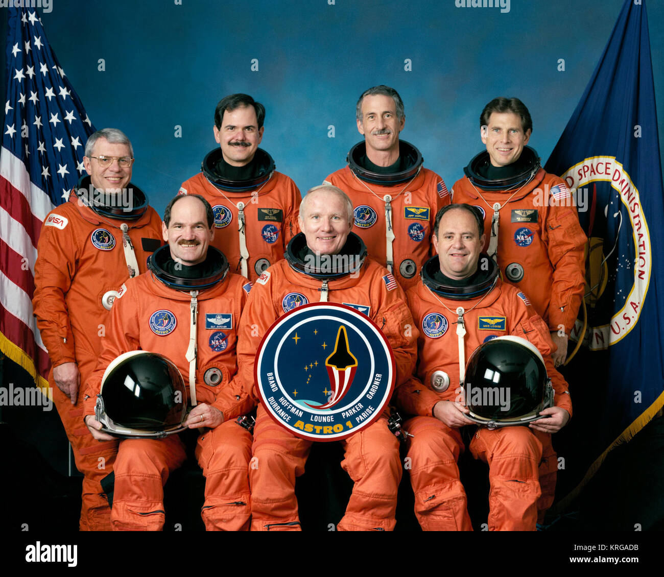 Sts 1 crew hi-res stock photography and images - Alamy