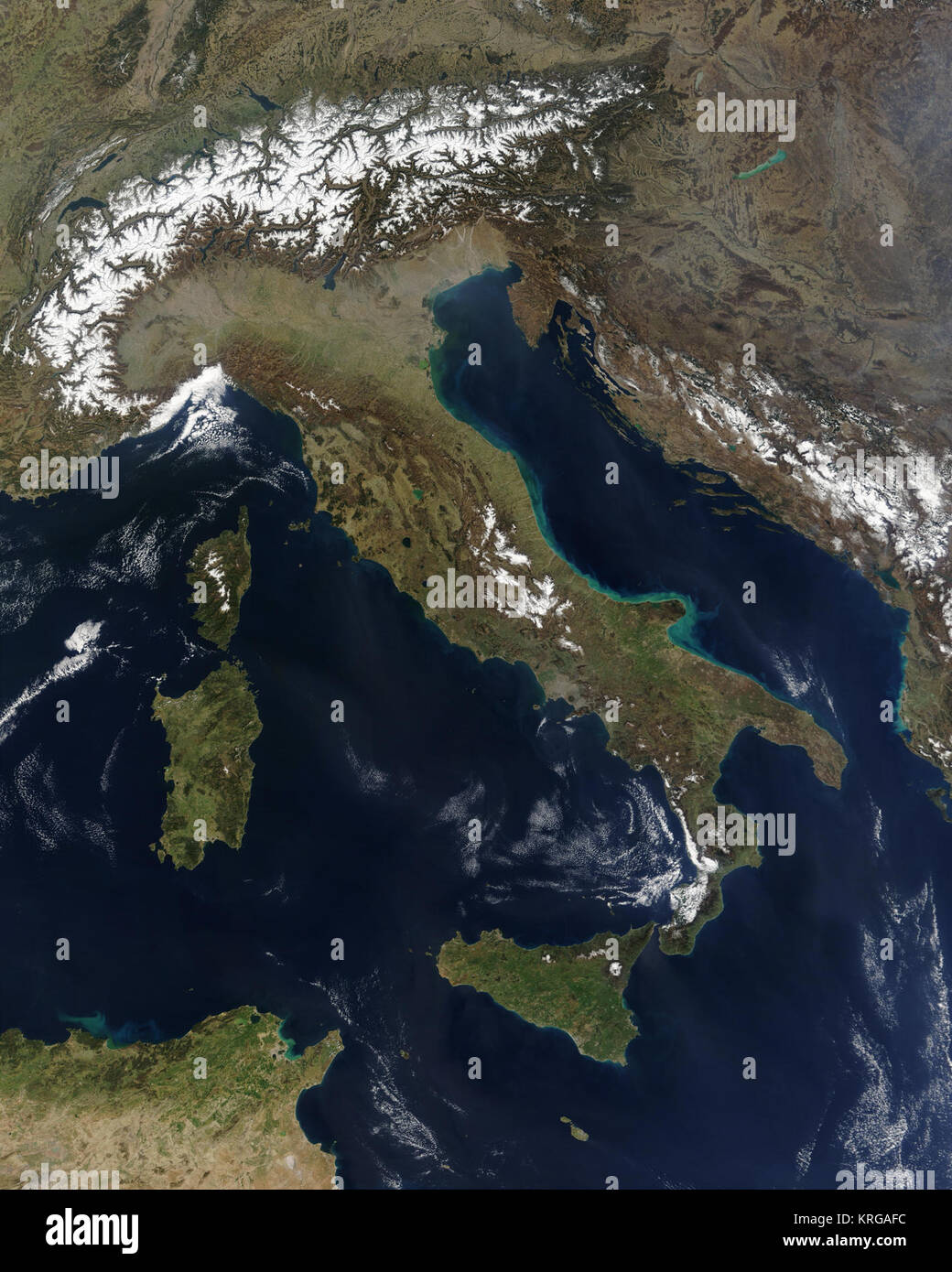 Satellite image of Italy in March 2003 Stock Photo - Alamy