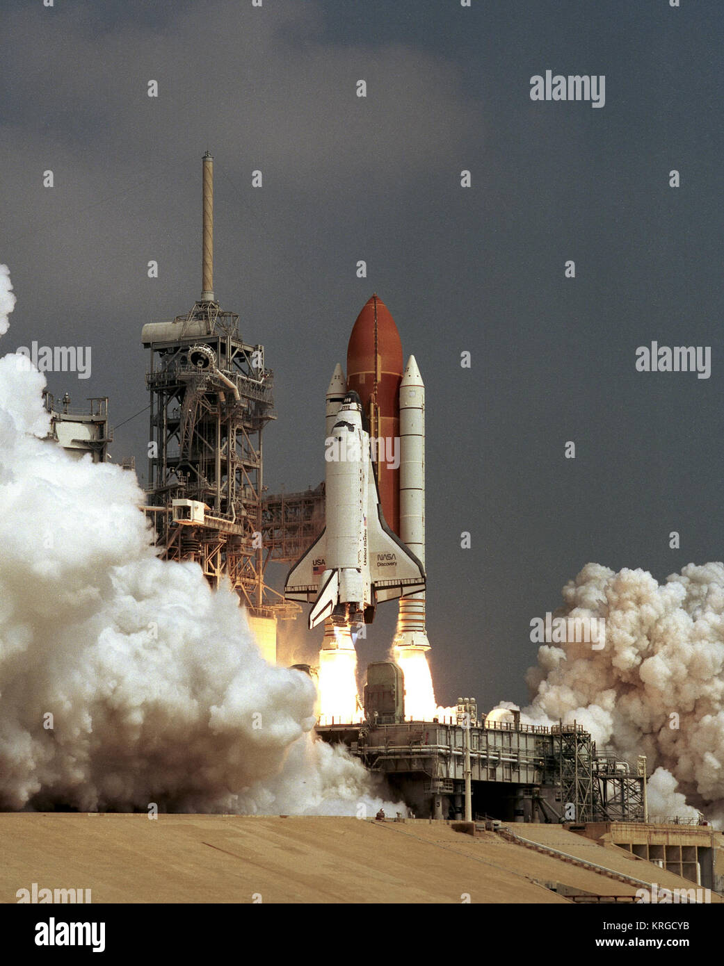 Sts 85 High Resolution Stock Photography and Images - Alamy