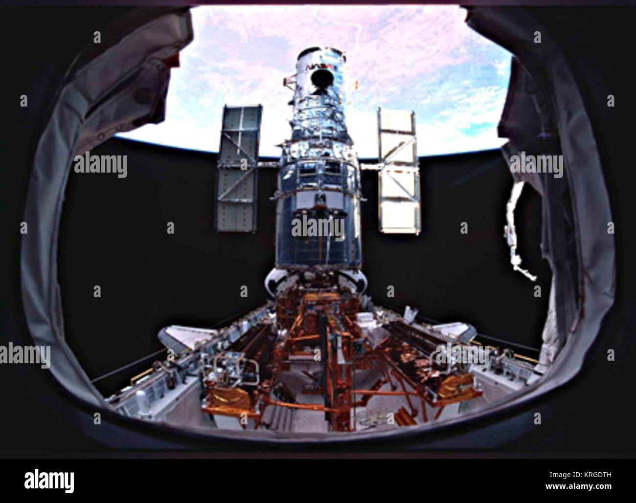 Sts 109 hi-res stock photography and images - Alamy