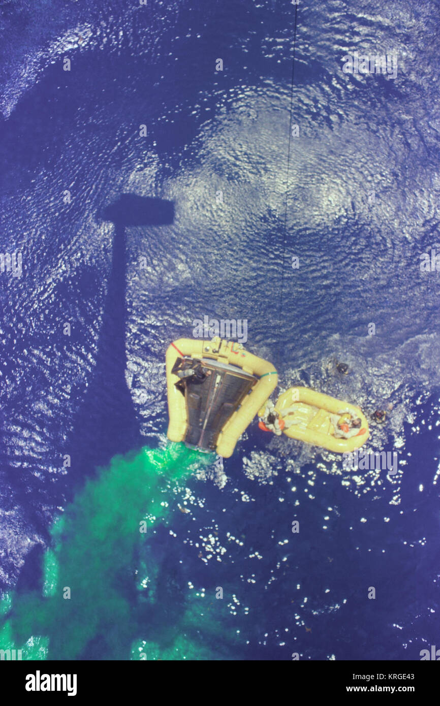 Gemini 4 Recovery with Green Marker Dye - GPN-2000-001409 Stock Photo ...