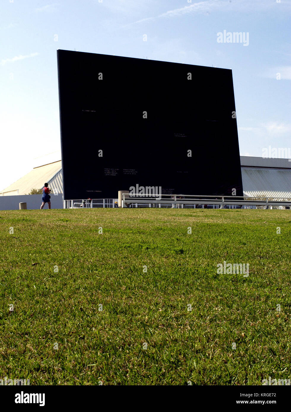 Astronaut Memorial Space Mirror 2003-03-06 Stock Photo - Alamy