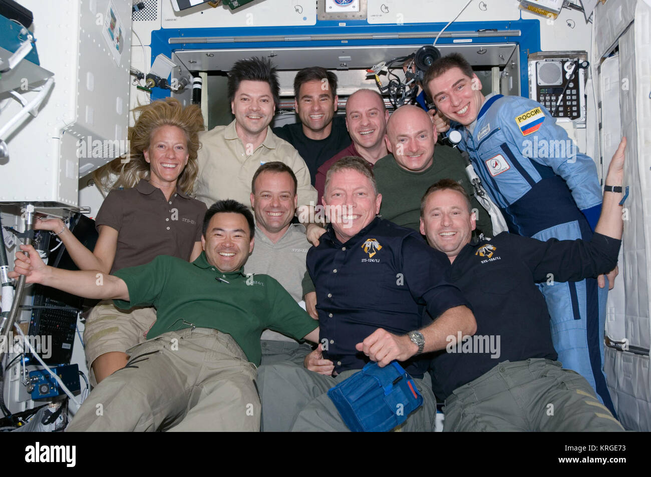 Sts 124 hi-res stock photography and images - Alamy
