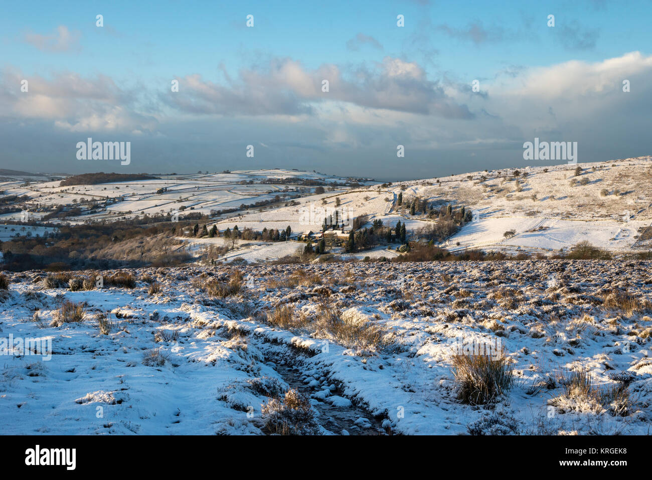 Snowy english countryside bright winter hi-res stock photography and ...