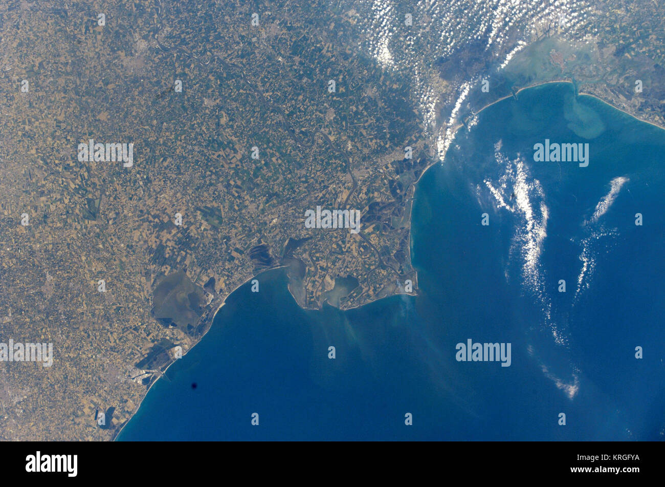 Po river delta hi-res stock photography and images - Alamy