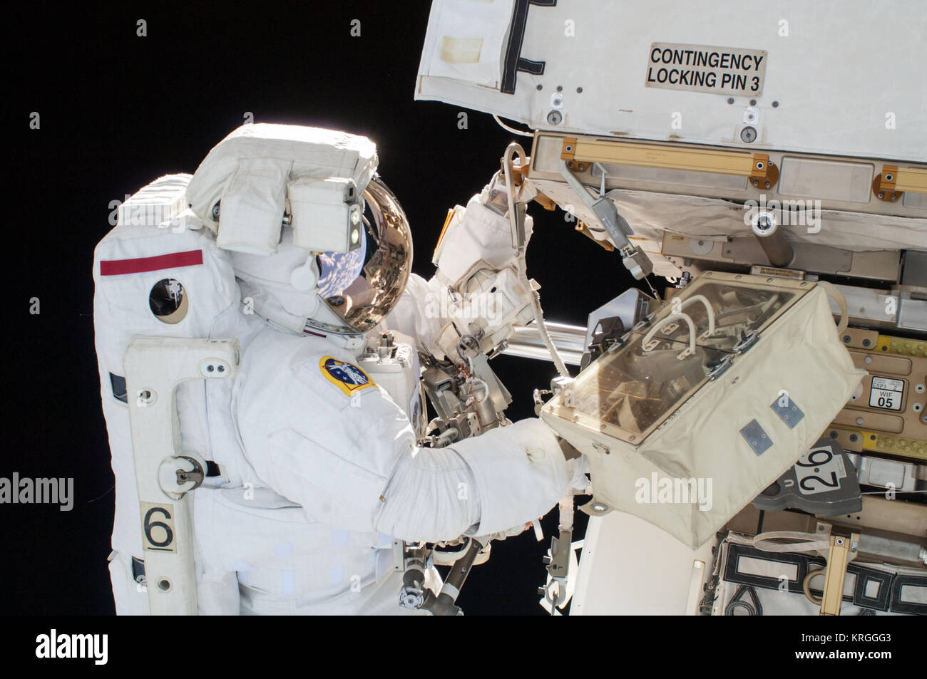 ISS-38 EVA-2 (d) Rick Mastracchio Stock Photo - Alamy