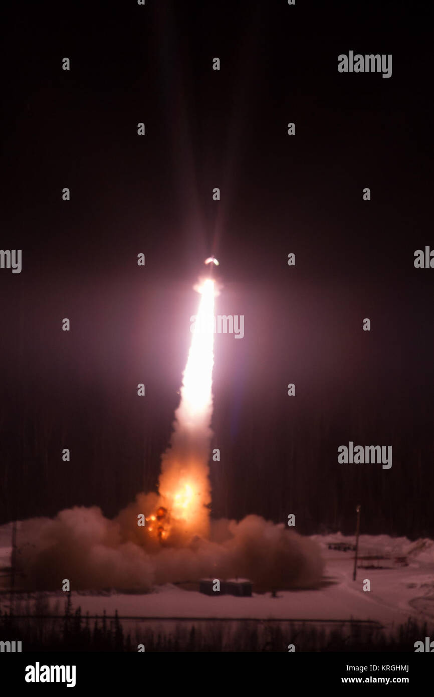 Caption: A NASA-funded sounding rocket launches into an aurora in the ...