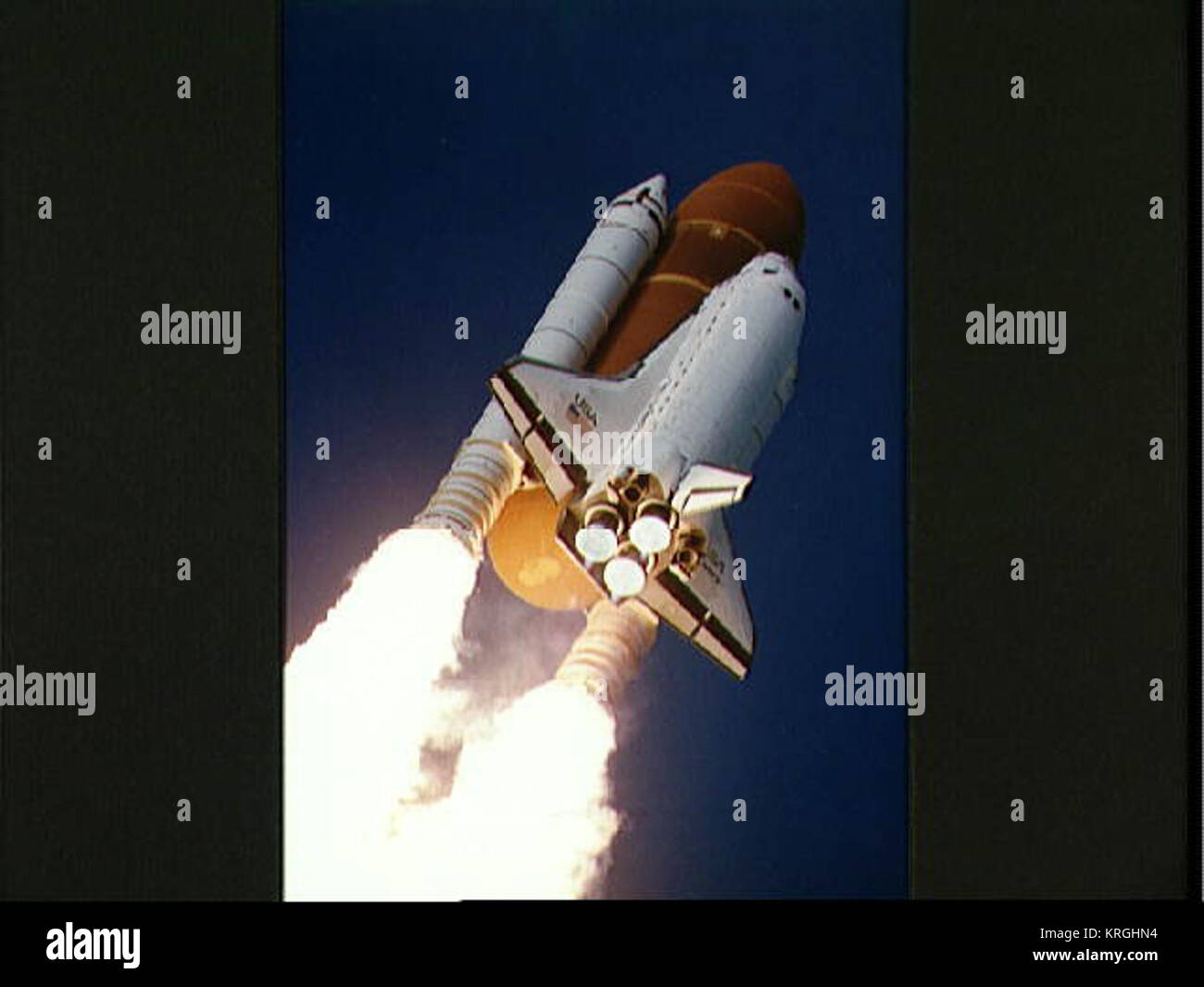 Sts 53 hi-res stock photography and images - Alamy