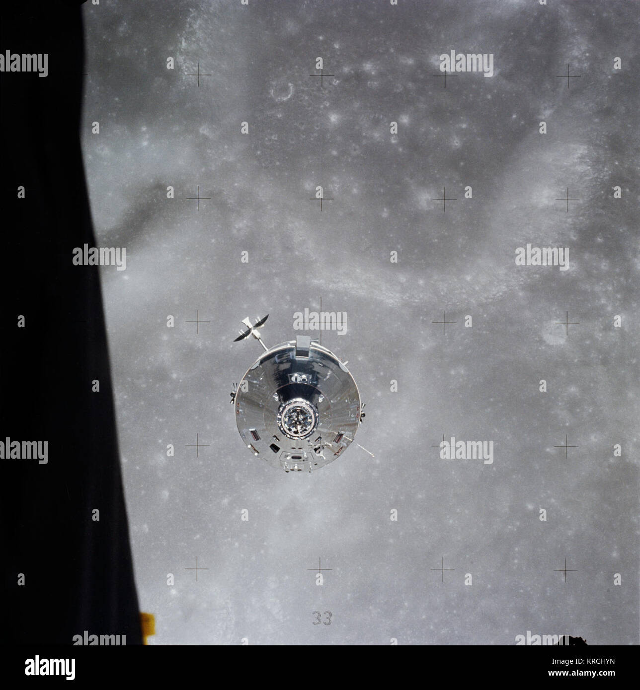 Apollo 16 Command and Service Module Over the Moon - GPN-2002-000069 ...
