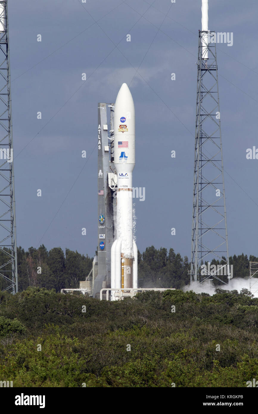 Atlas V with MSL on board at ignition sequence Stock Photo - Alamy