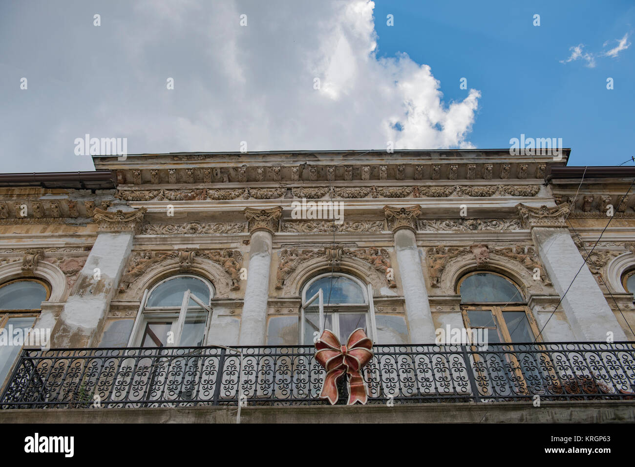 Old abandoned building in Bucharest Stock Photo - Alamy