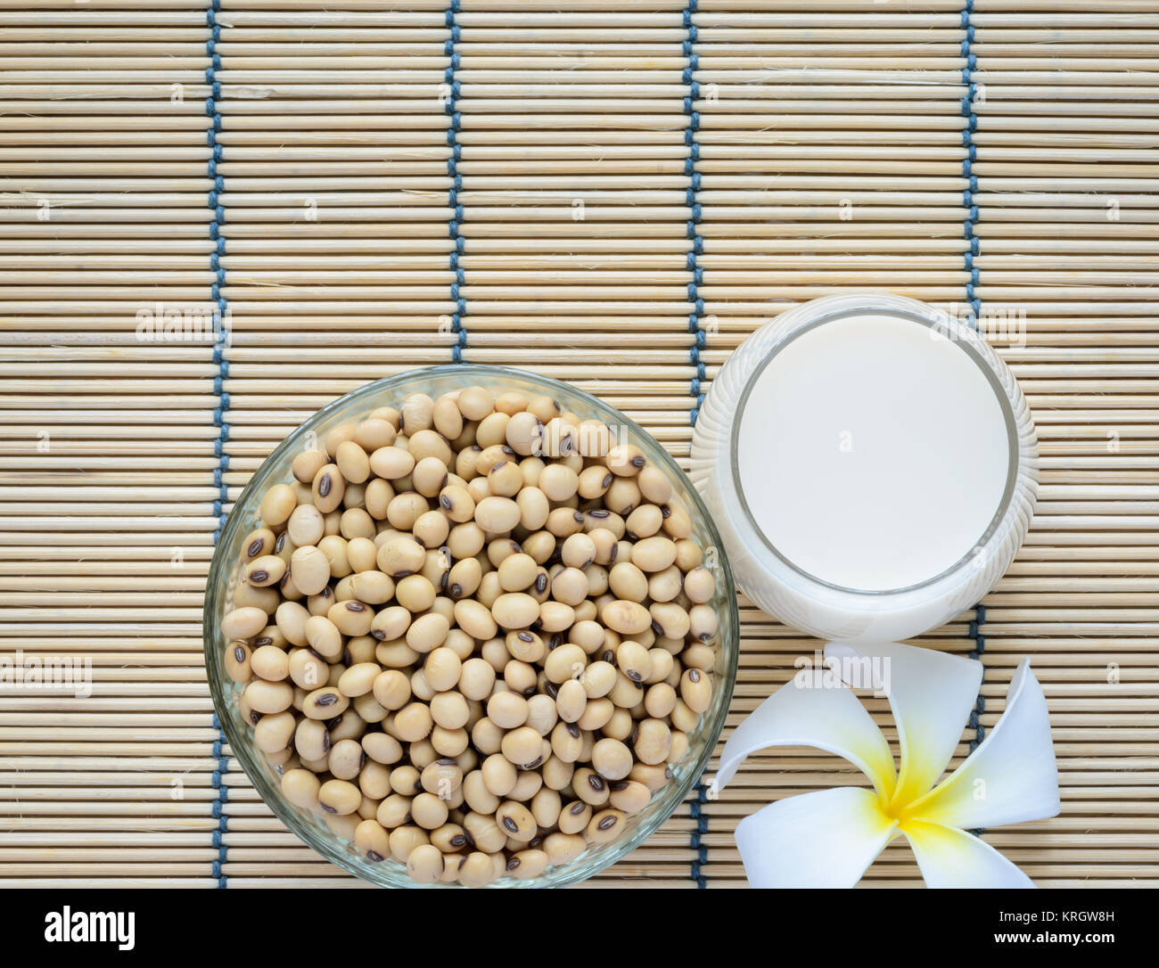 Fresh Soy milk (Soya milk) in a glass and soybean seeds Stock Photo - Alamy