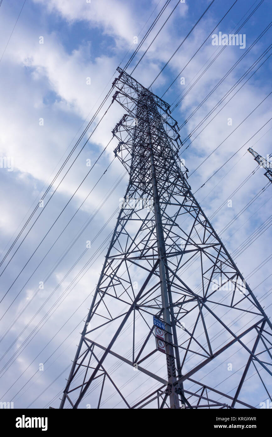 High pressure wire tower Stock Photo - Alamy