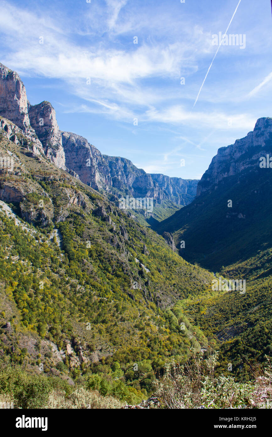 Pindus mountains hi-res stock photography and images - Alamy