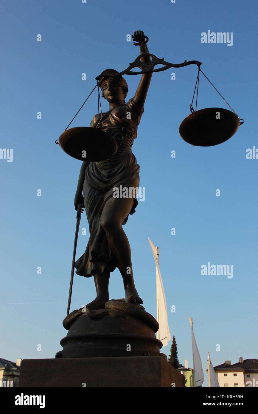 Lady justice statue illustration hi-res stock photography and images ...