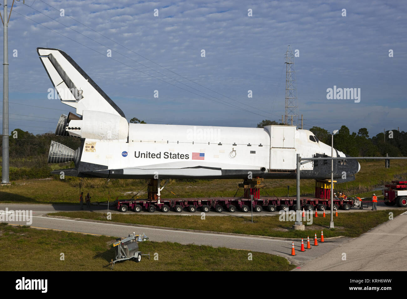 Space Shuttle Explorer moves down on-ramp at Kennedy Space Center Stock ...