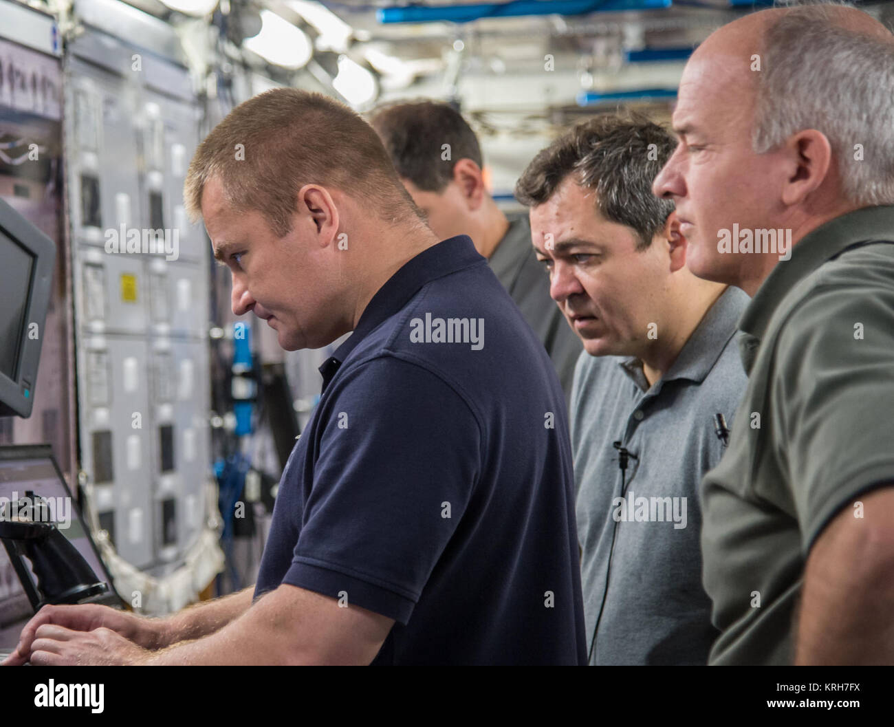 DATE: 9-22-14 LOCATION: Bldg 9NW - ISS Mockups. SUBJECT: Expedition 48 ...