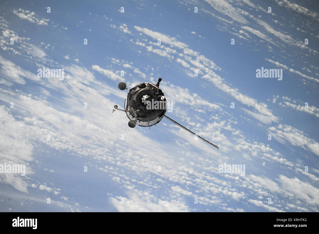Soyuz TMA-14M approaches the ISS (a Stock Photo - Alamy