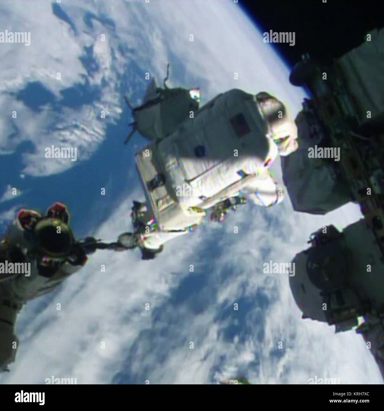 ISS-41 EVA-1 (b) Alexander Gerst Stock Photo - Alamy