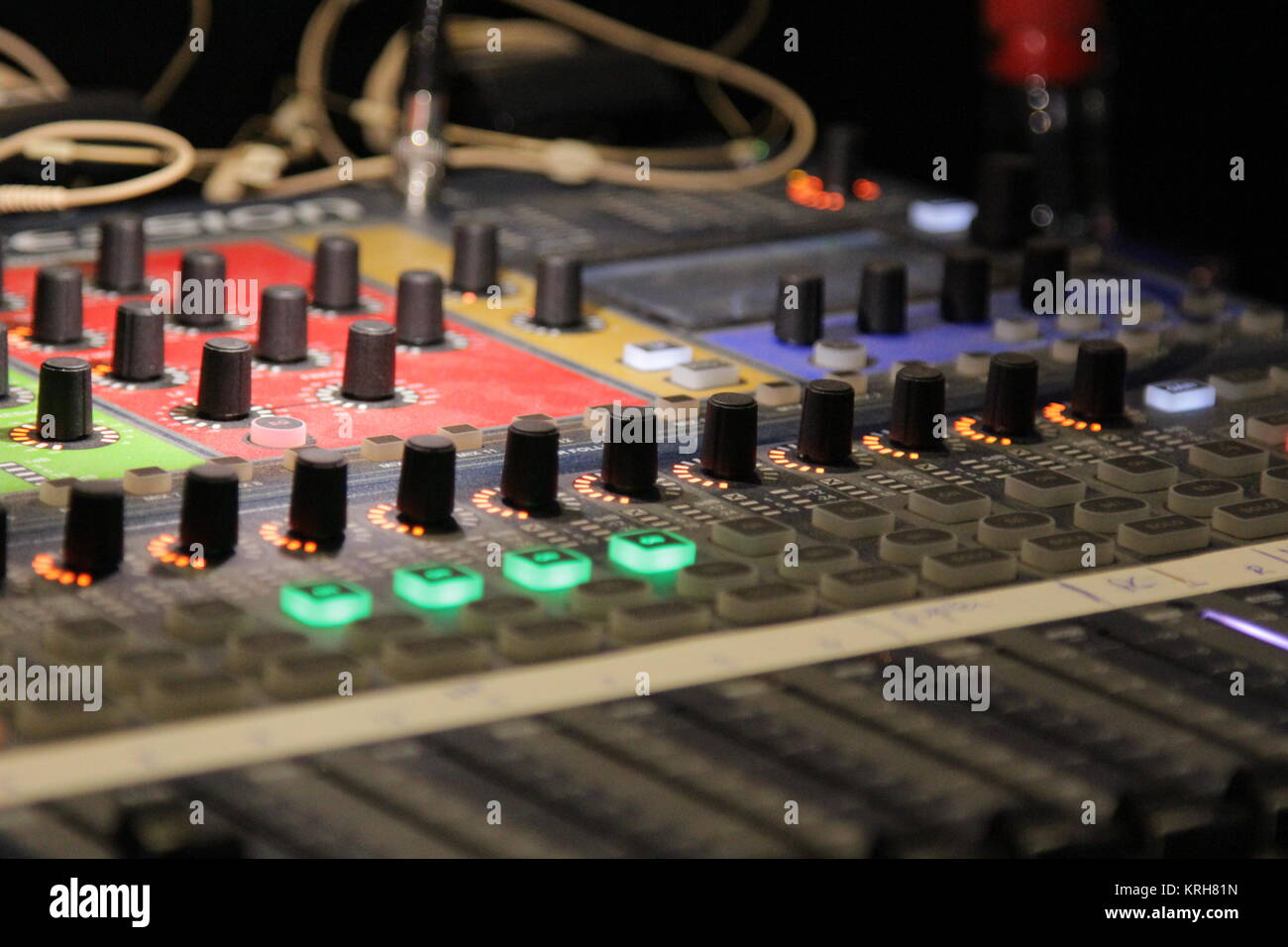 Audio and video mixer Stock Photo - Alamy