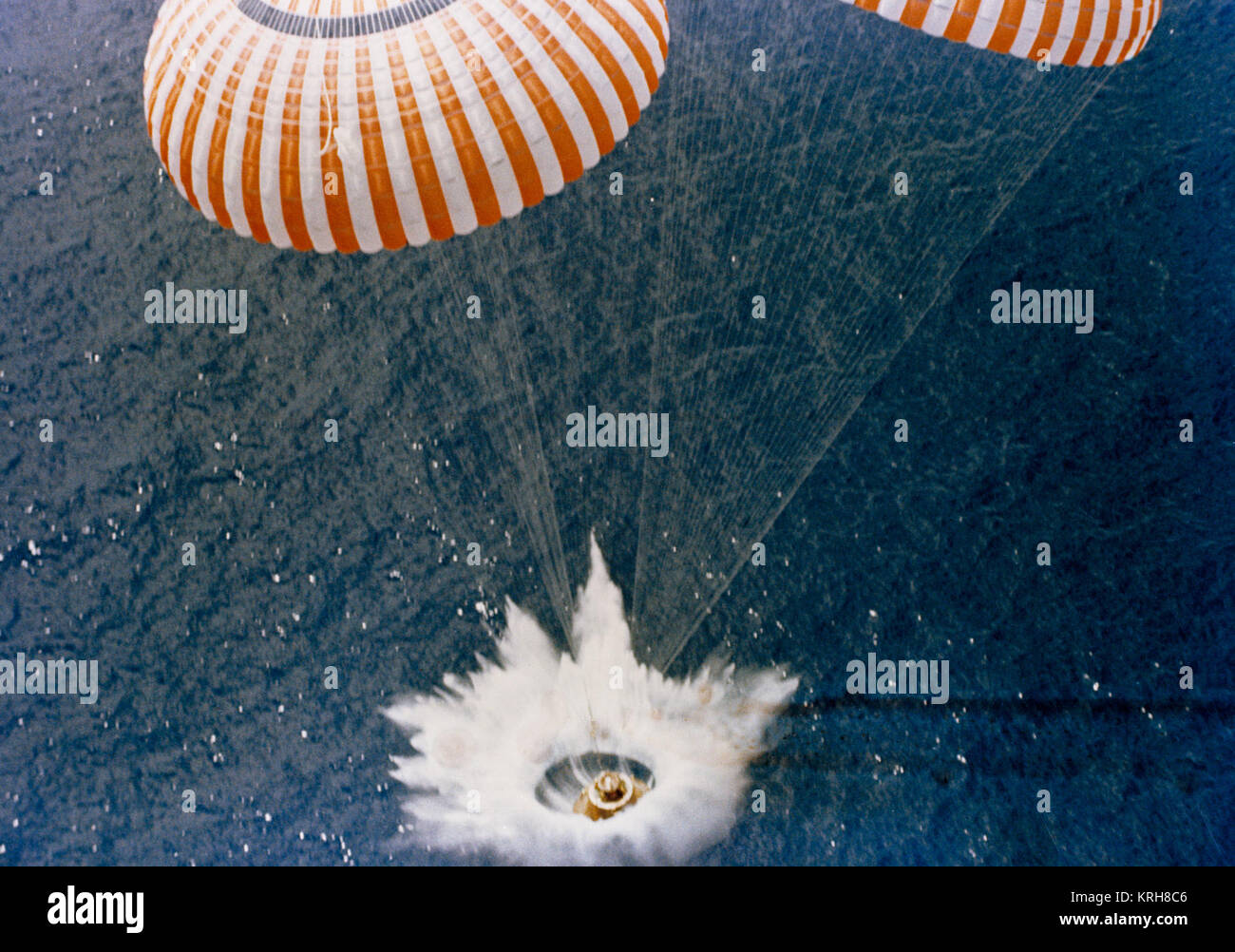 Apollo 15 splashdown Stock Photo - Alamy