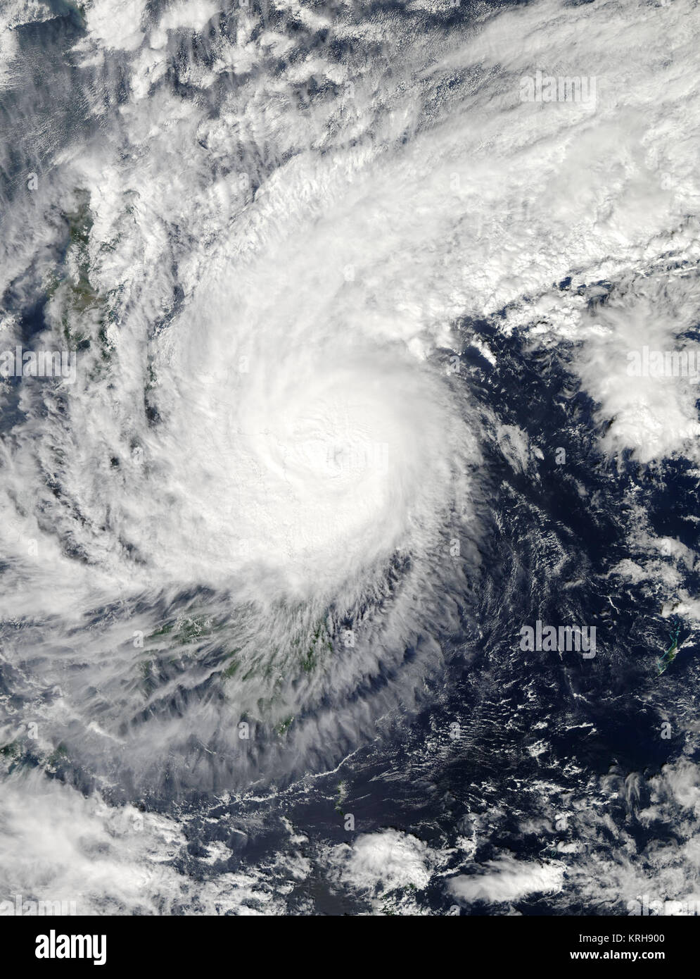 Typhoon hagupit hi-res stock photography and images - Alamy