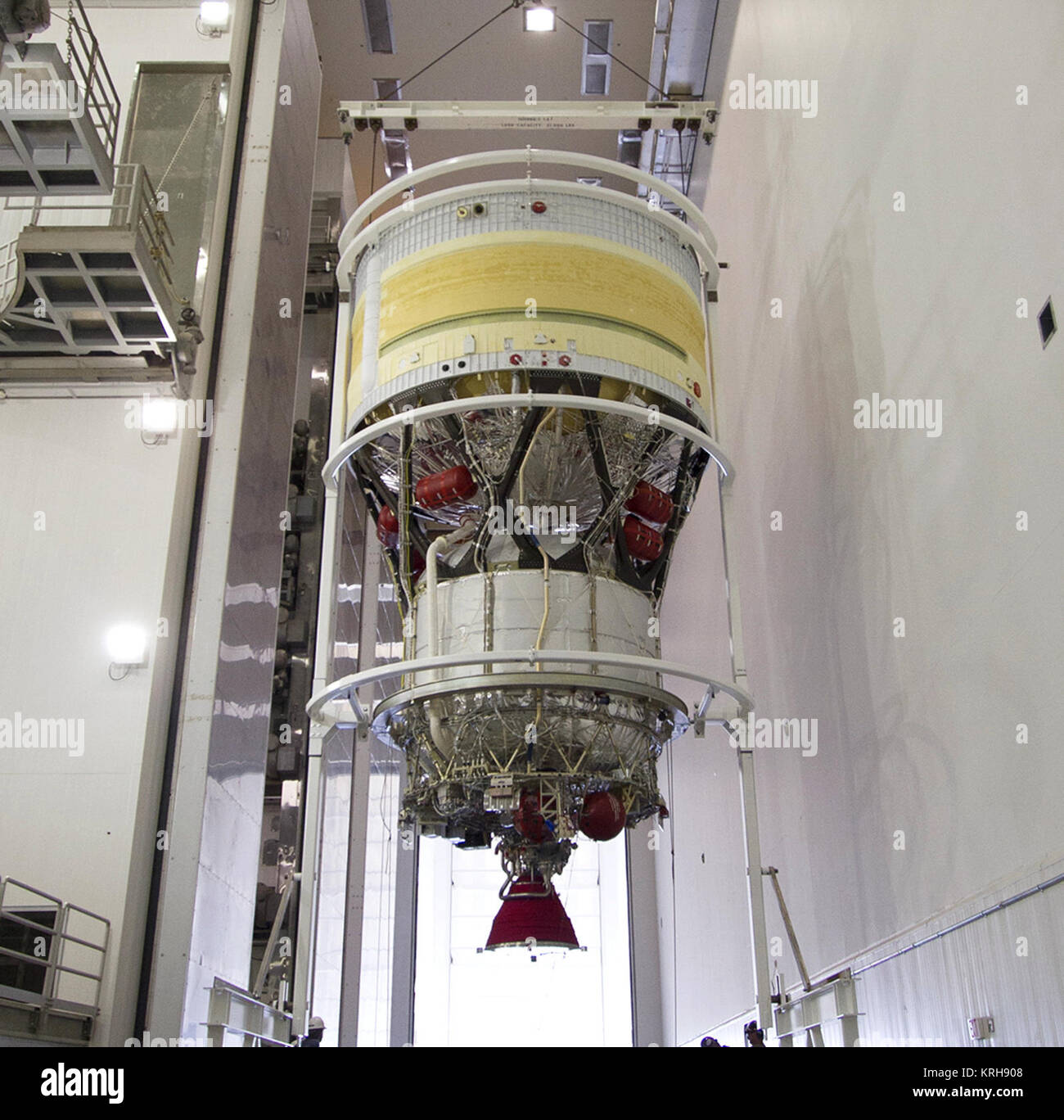 Second stage of a Delta IV Heavy rocket Stock Photo - Alamy