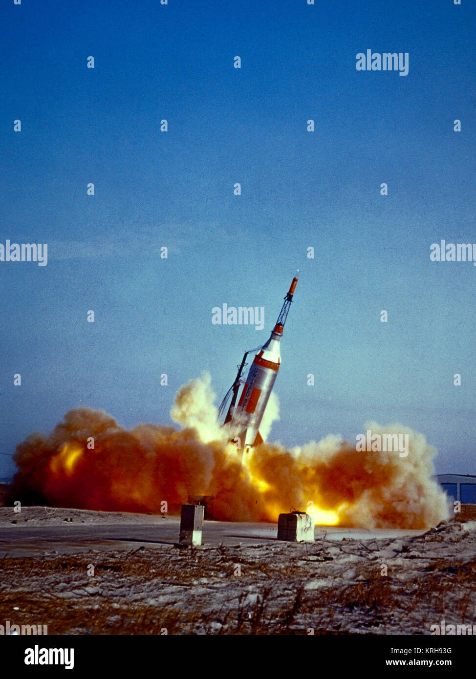 LITTLE JOE IV LAUNCH, 1/21/60, FROM WALLOPS ISLAND, VIRGINIA. LAUNCH ...