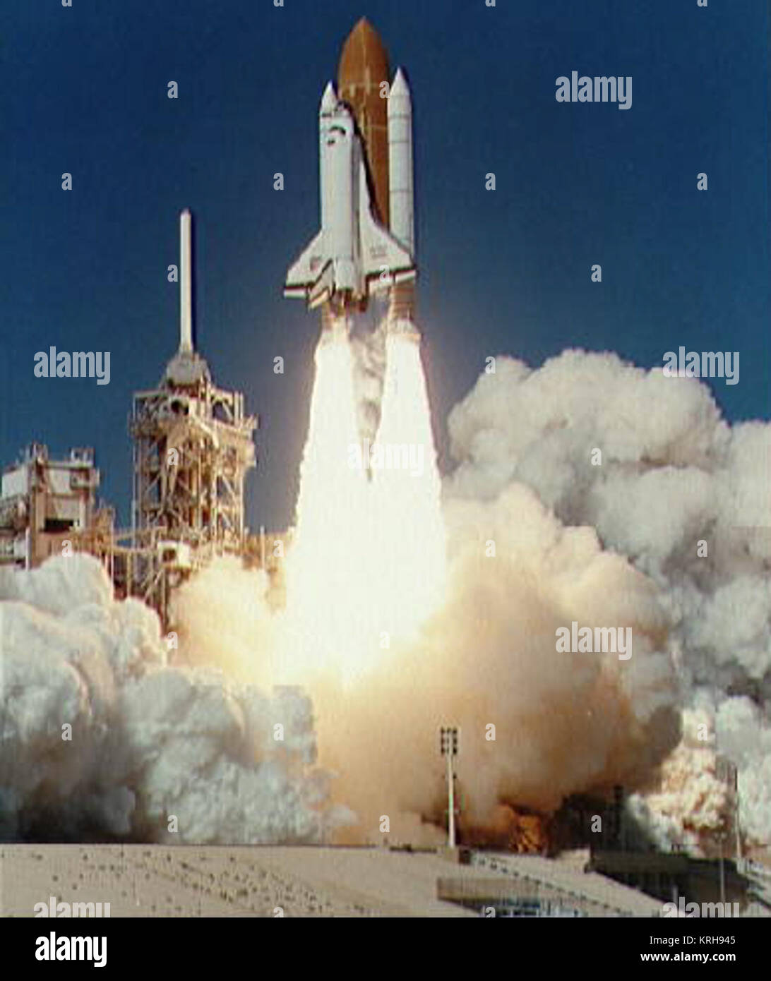Shuttle systems hi-res stock photography and images - Alamy