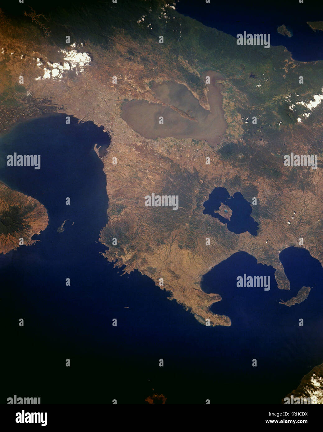 STS045-152-274 Manila and Taal Volcano Stock Photo - Alamy