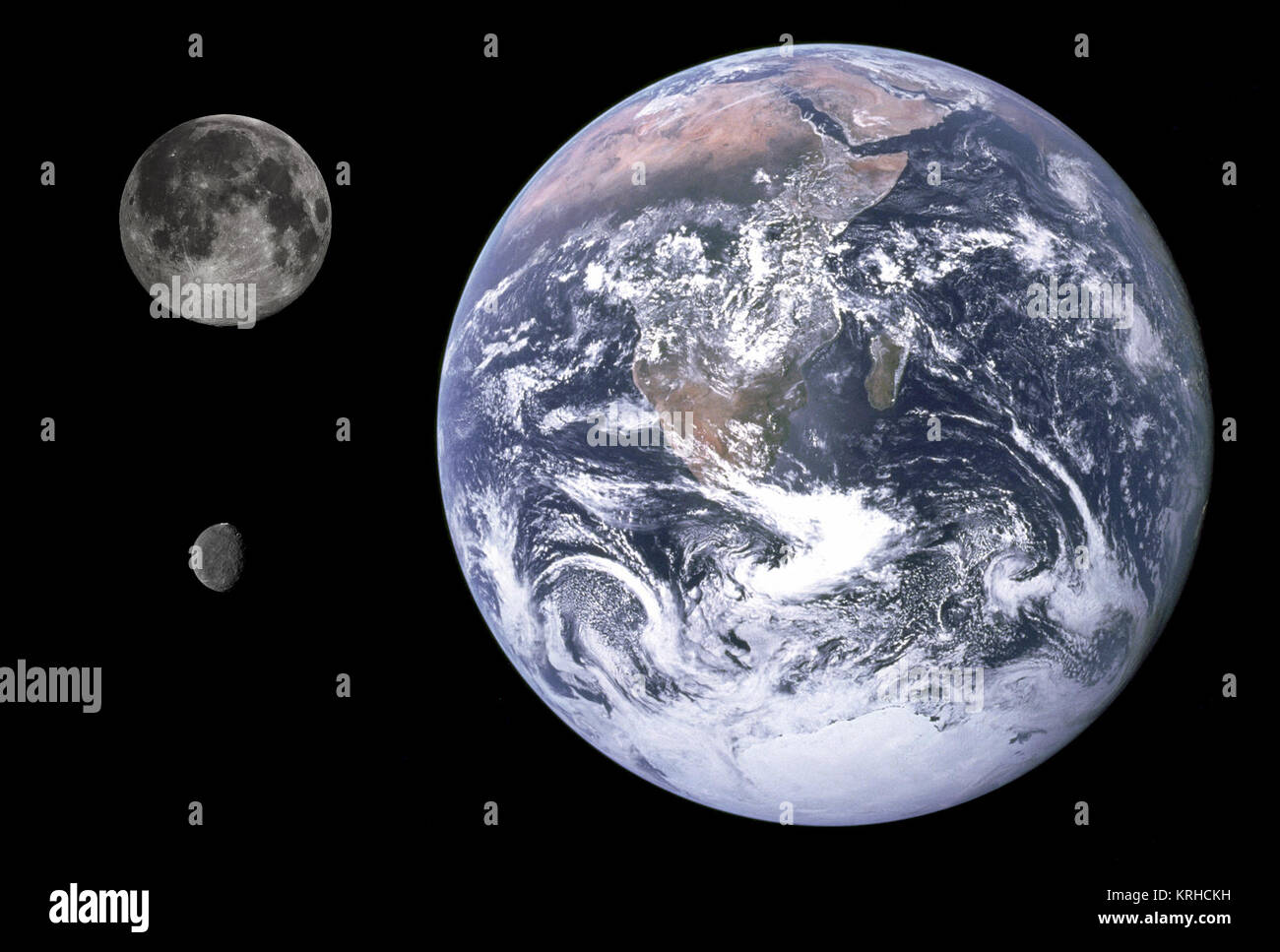 Earth and moon comparison hi-res stock photography and images - Alamy