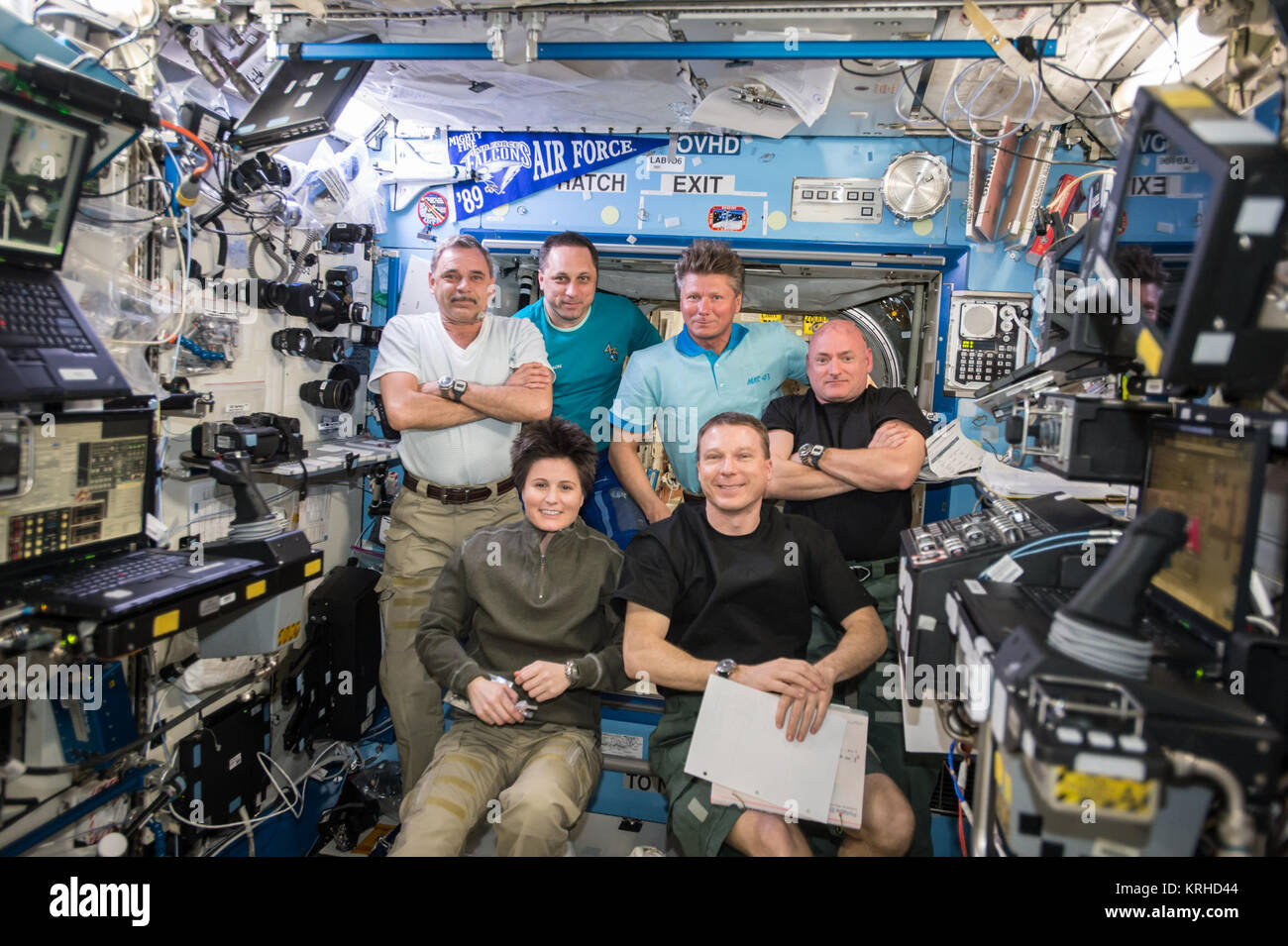 Expedition 43 crewmembers in the Destiny lab Stock Photo - Alamy