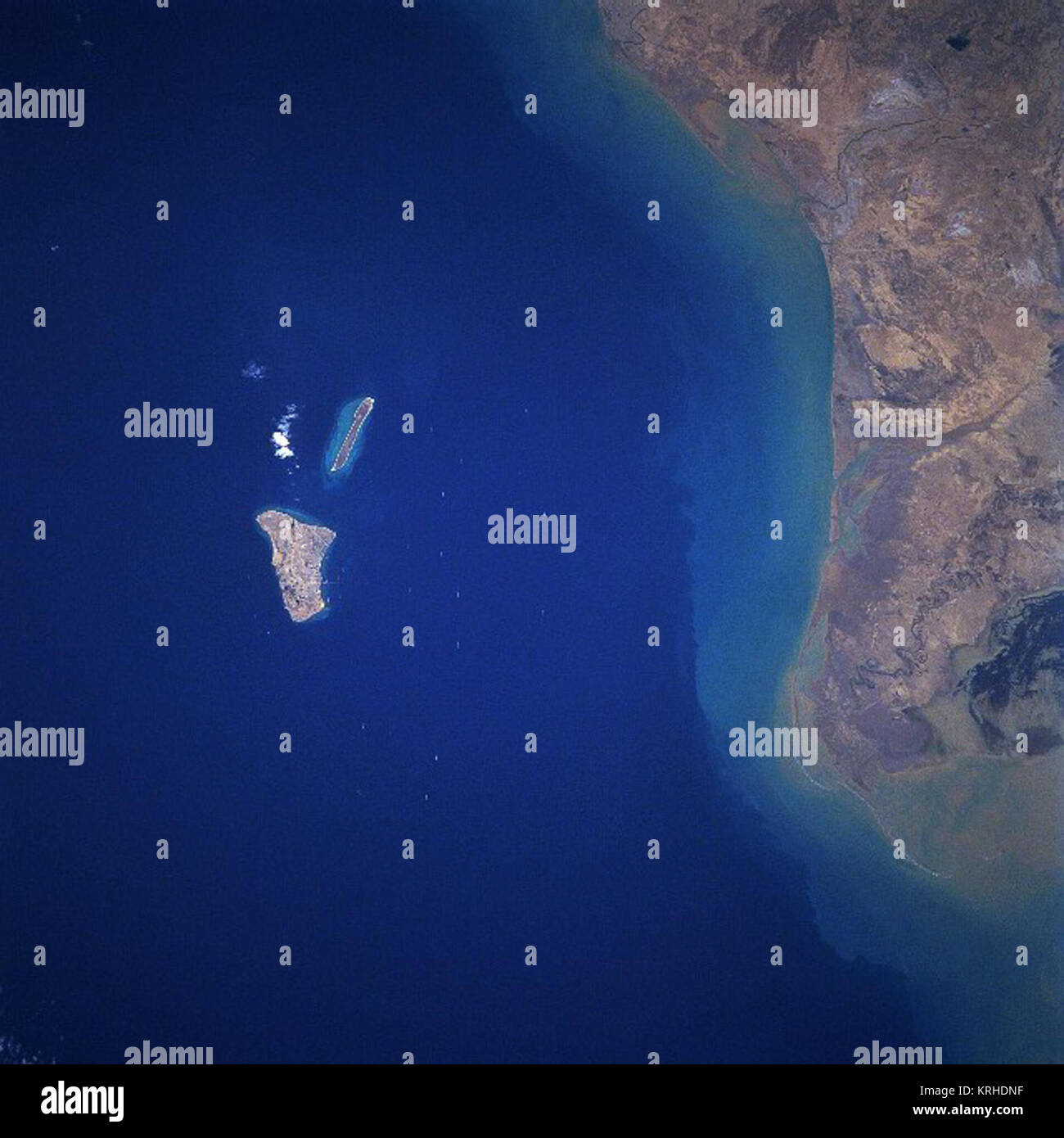 Kharg island hi-res stock photography and images - Alamy