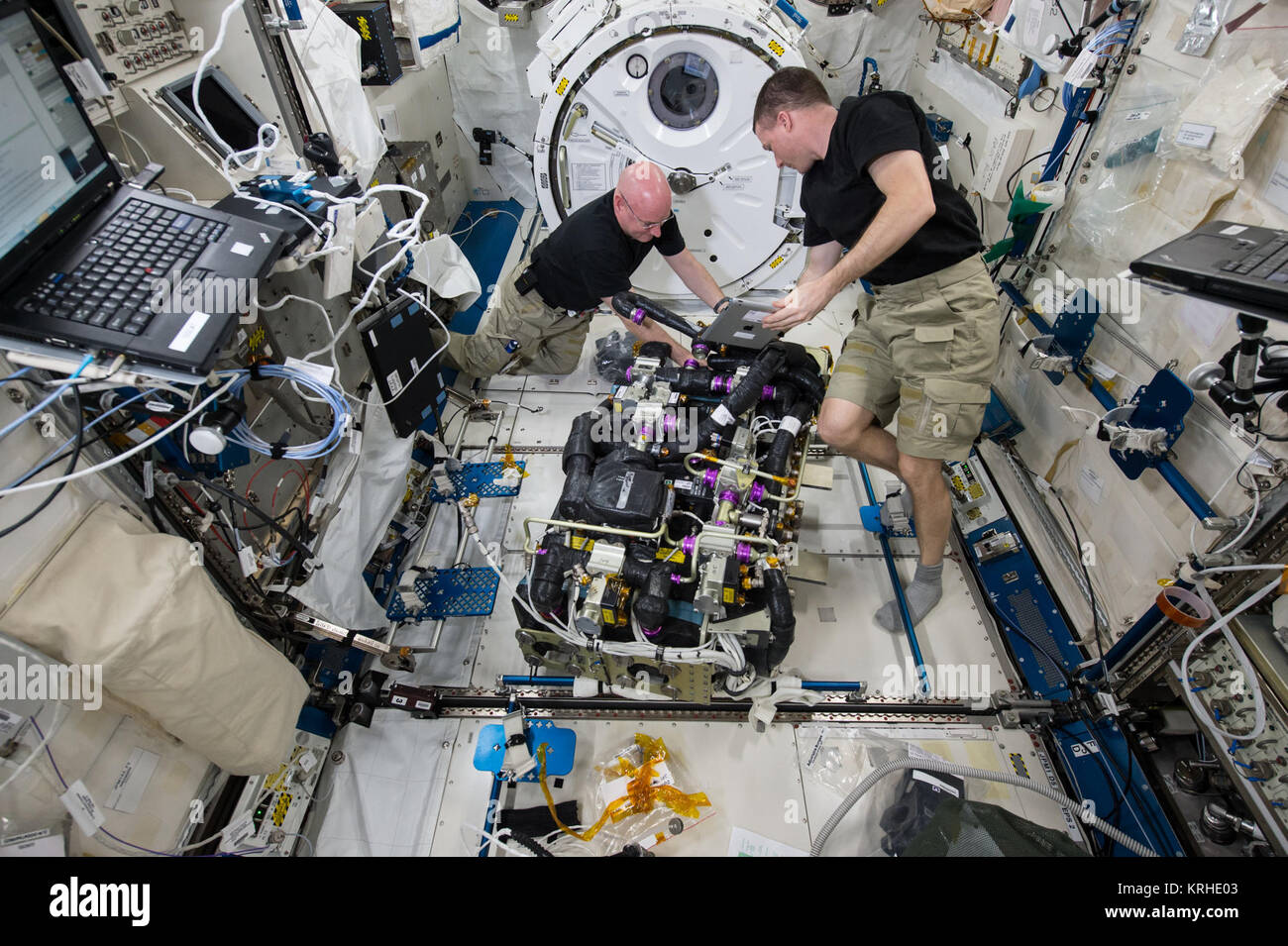 ISS-43 Scott Kelly and Terry Virts in the Kibo module Stock Photo - Alamy