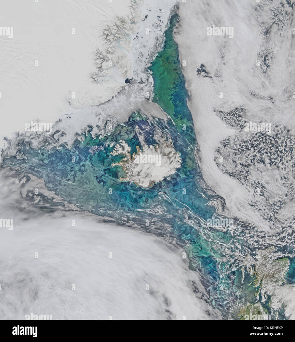 Mid June in the North Atlantic (18738202339 Stock Photo - Alamy