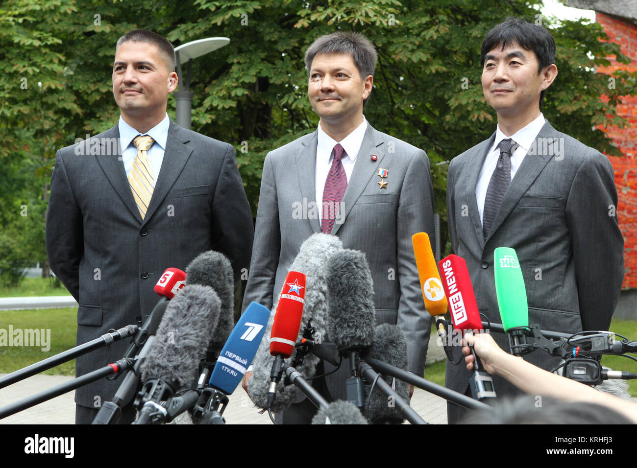 Soyuz TMA-17M crew departs Star City Stock Photo - Alamy